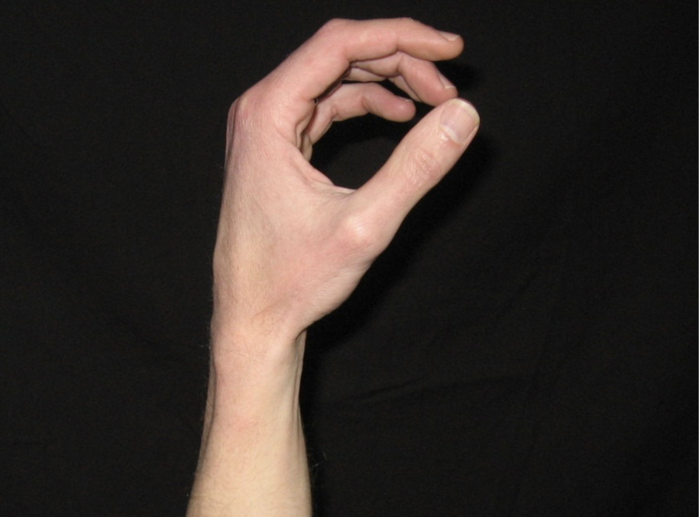 Getting Your Fret Hand In The Best Position - Supertonicguitar